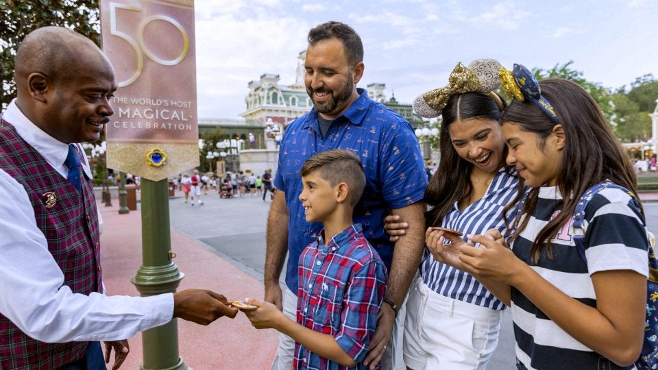 Watch Disney Parks' D23 Expo panel live for "exciting news and ...