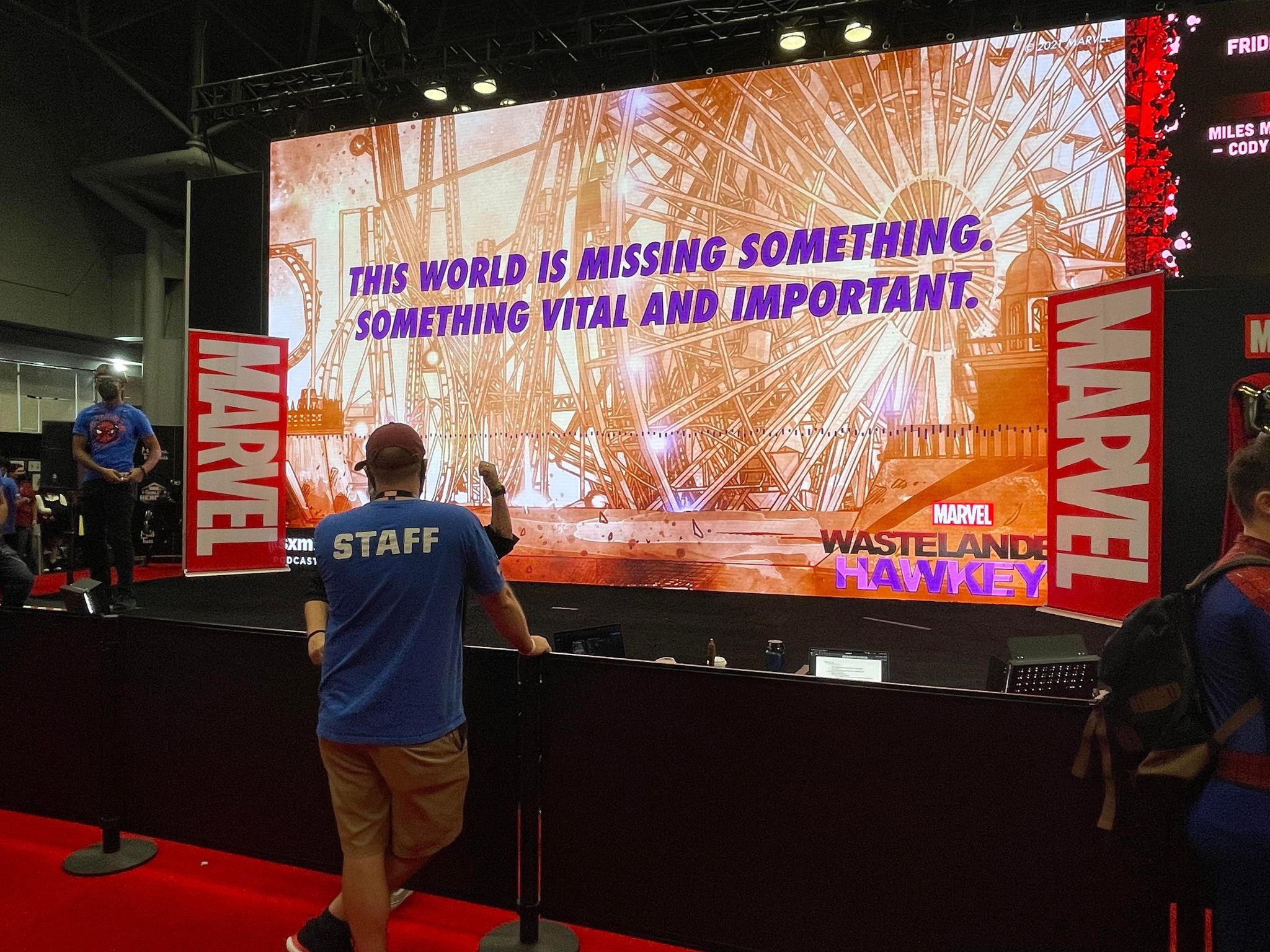 Marvel brings giveaways, props, photo ops, and more to their NYCC booth ...