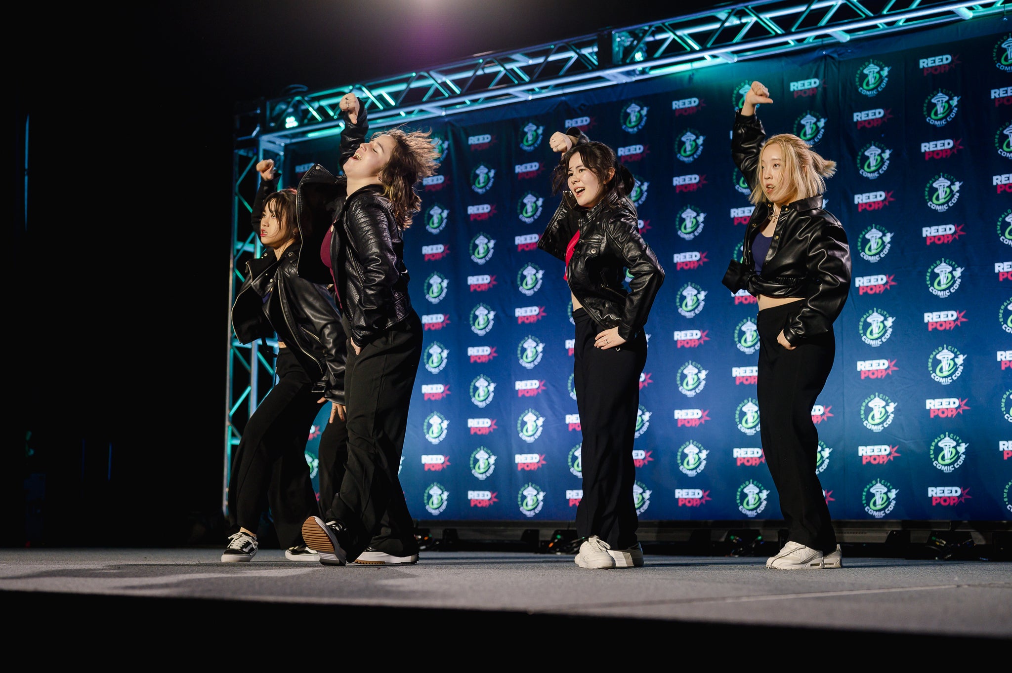 Watch the best, brightest, and BTS at ECCC 2024's Hit the Stage K-Pop ...