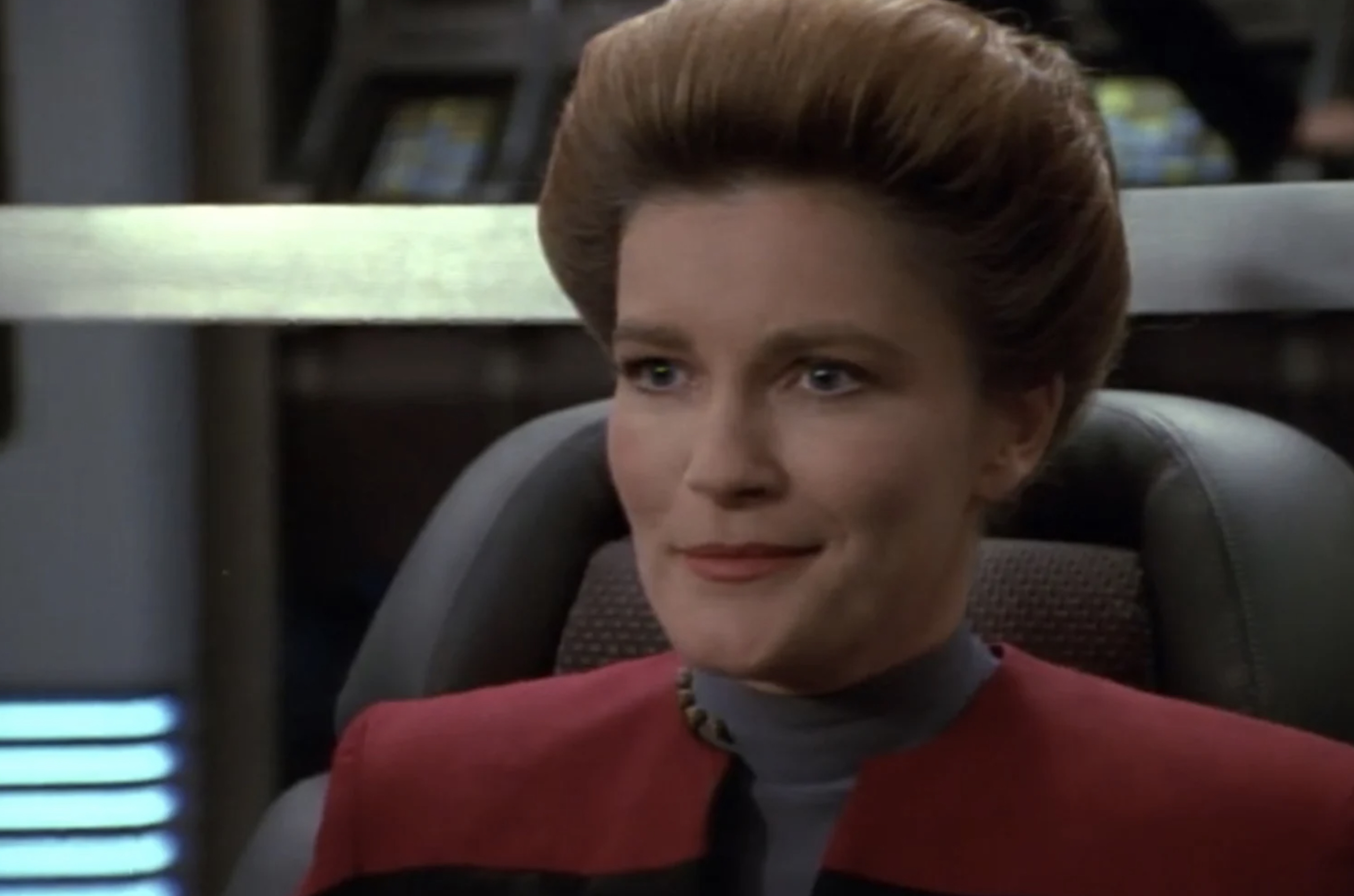 Kathryn Mulgrew still doesn’t understand how Star Trek: Voyager captain ...