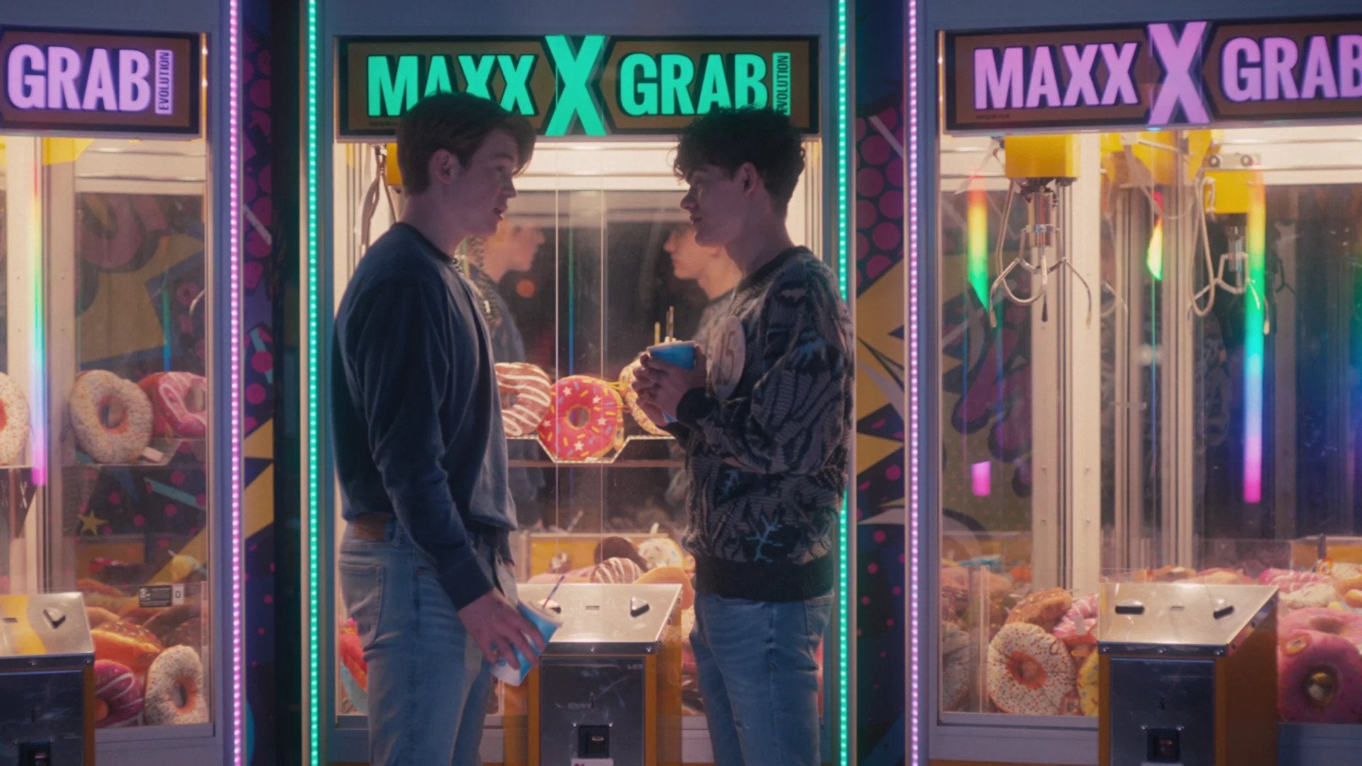 Comics adaptations done right: Alice Oseman's Heartstopper on Netflix ...