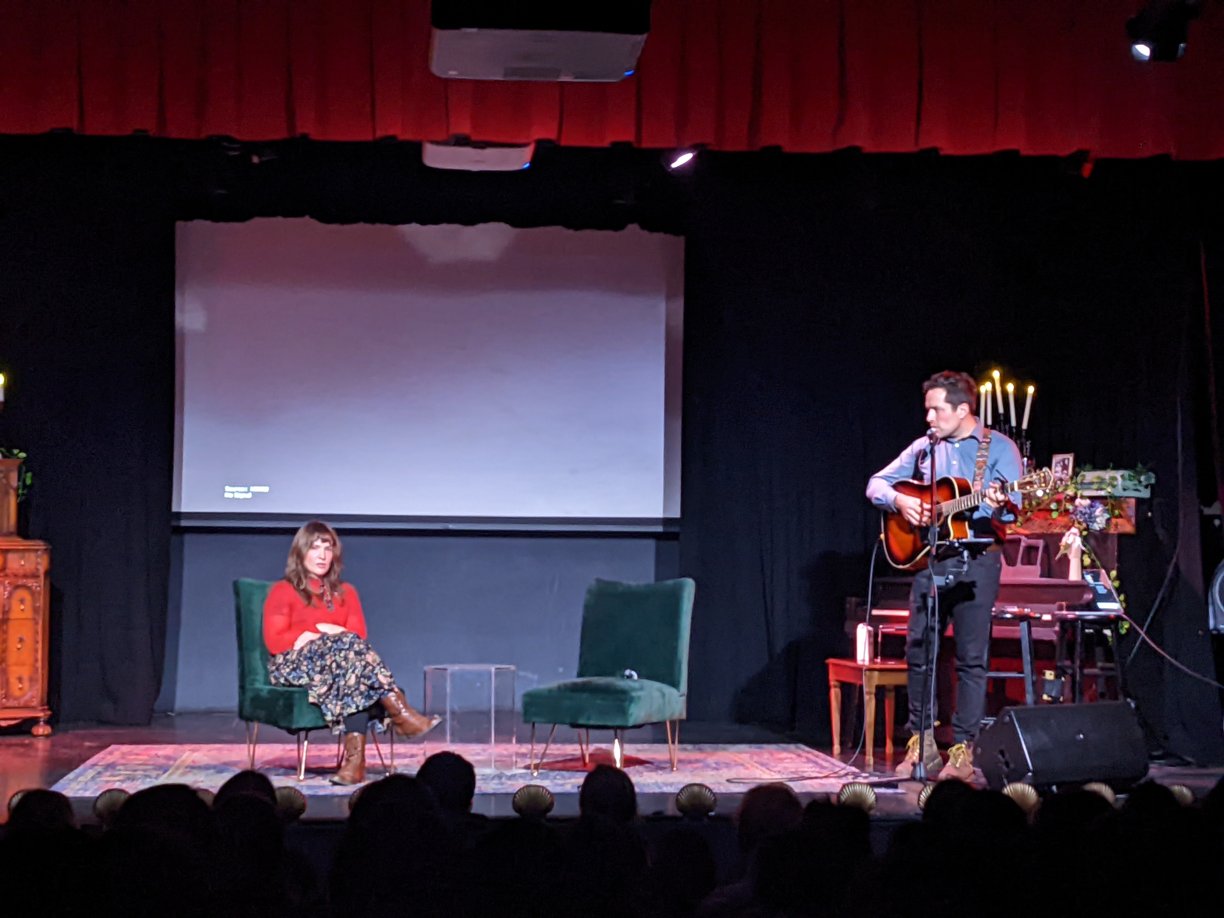 At the Los Angeles stop of her tour, Kate Beaton shares Ducks through ...