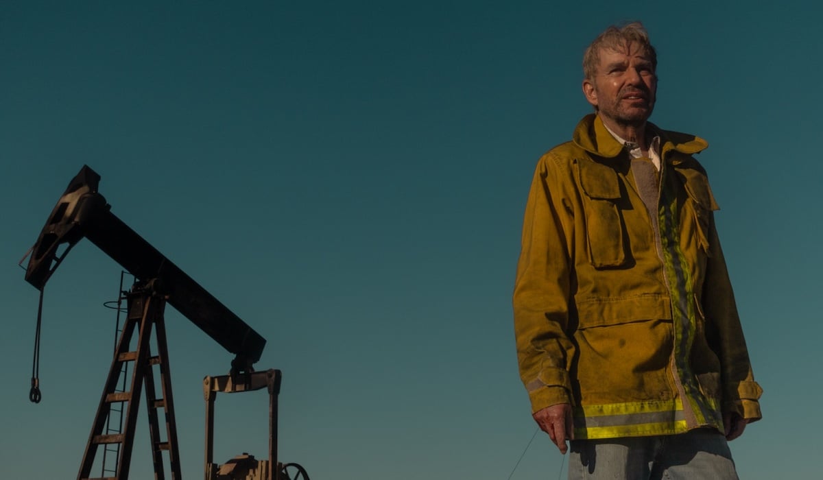 The Landman cast worked real oil rigs as part of a "roughneck camp" to ...